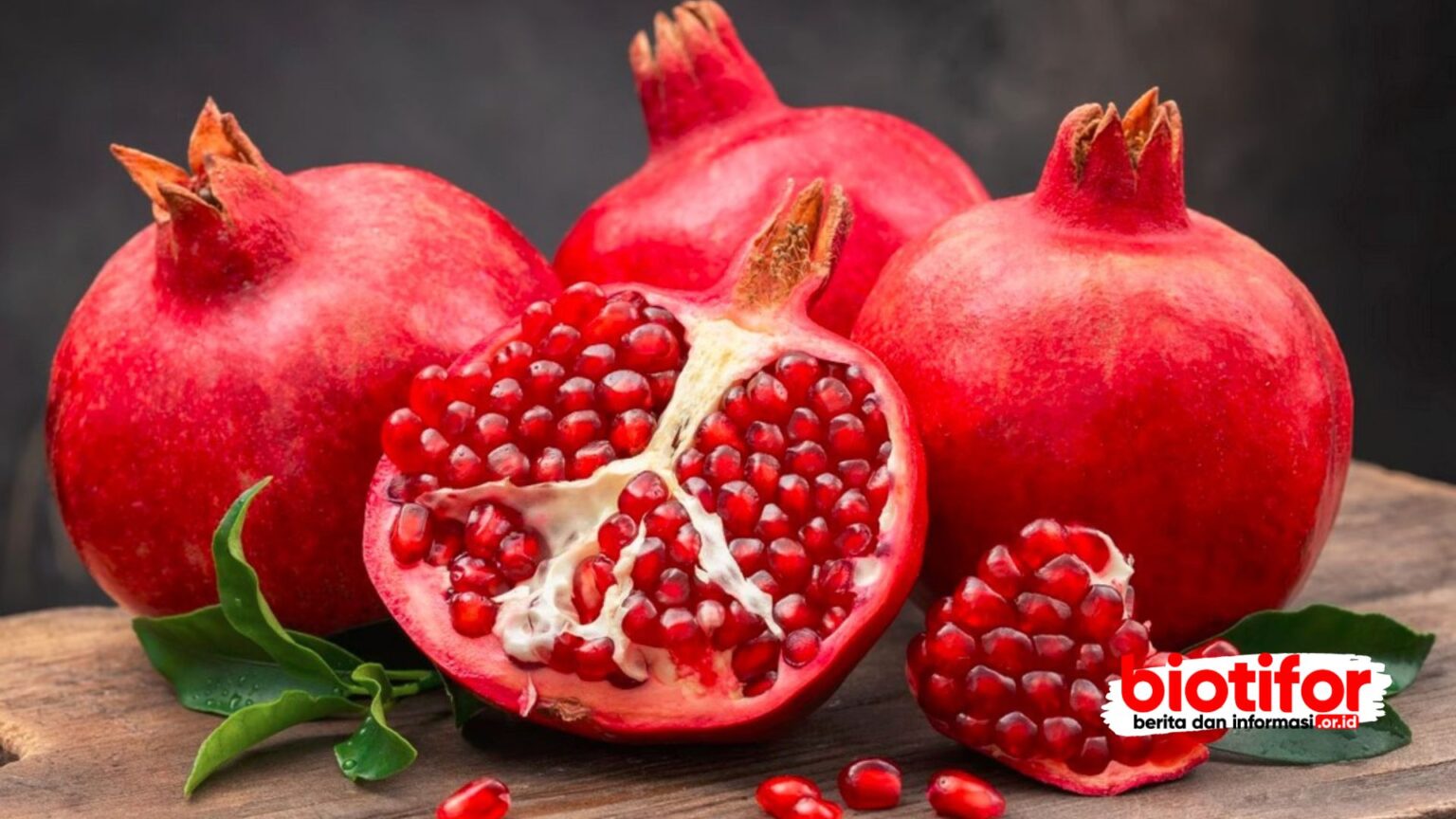 Manfaat Buah Delima Merah: Kesehatan dalam Genggaman - Biotifor