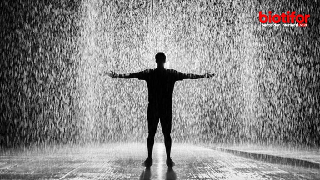Manfaat Mandi Air Hujan, Menyelami Keberkahan Alam - Biotifor